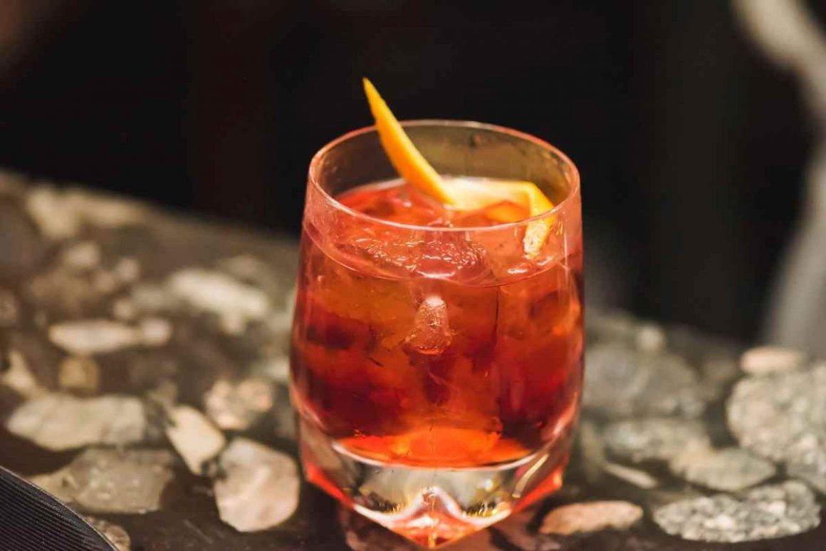 Queen Elizabeth II – Her Majesty’s Favourite Foods & Drinks